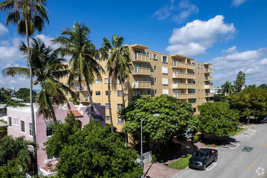 Penn Terrace Towers | Miami Beach, FL | ForRent.com