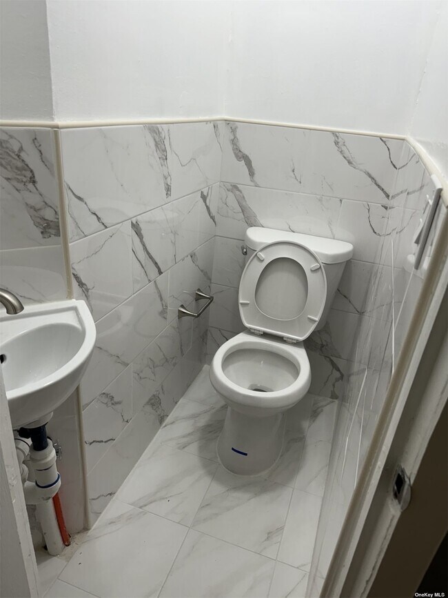 94-27 Merrick Blvd House - House Rental in Queens, NY | ForRent.com