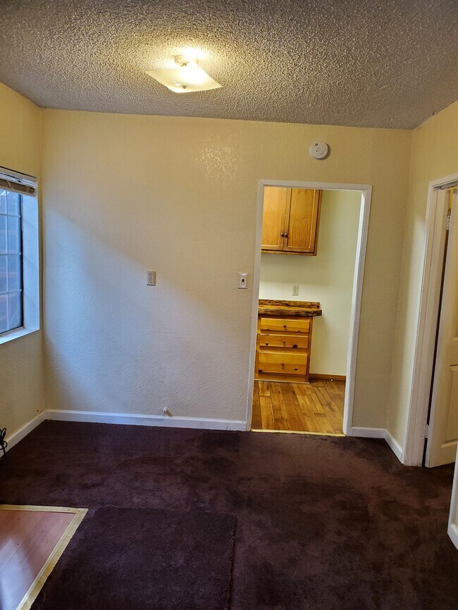 23344 Crest Forest Dr Apartments Unit b - Crestline, CA | ForRent.com