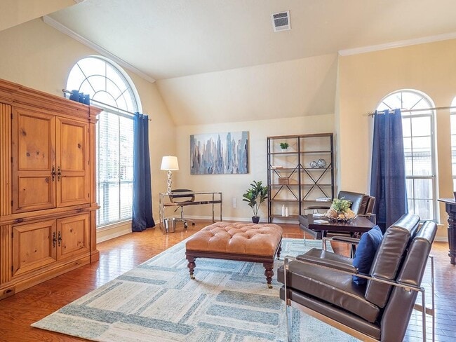 8007 Isaac Pryor Dr Off-Campus Housing, Austin, TX