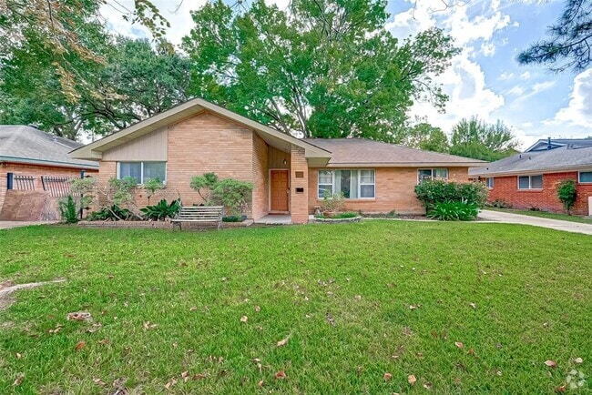 Apartments for Rent in 77035, Houston, TX | ForRent.com