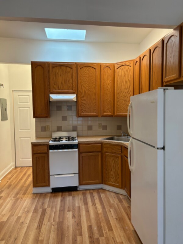 3033 Salmon St - Philadelphia, PA | ForRent.com