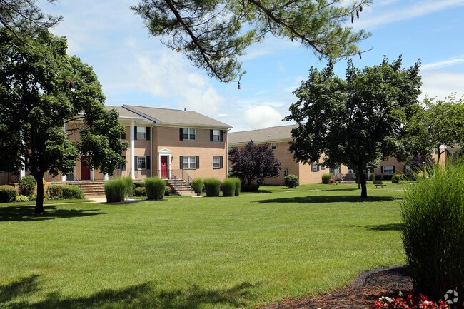 Sterling Glen Apartments For Rent in Lumberton, NJ | ForRent.com