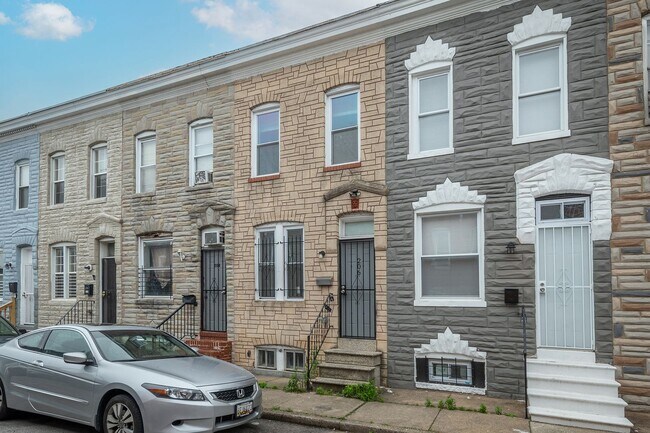 Beautiful 2 Bedroom in Baltimore, Fully Fu... Rental - House Rental in ...