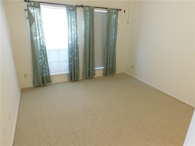 5590 Spring Valley Rd Condo Unit C102 - Condo for Rent in Dallas, TX ...