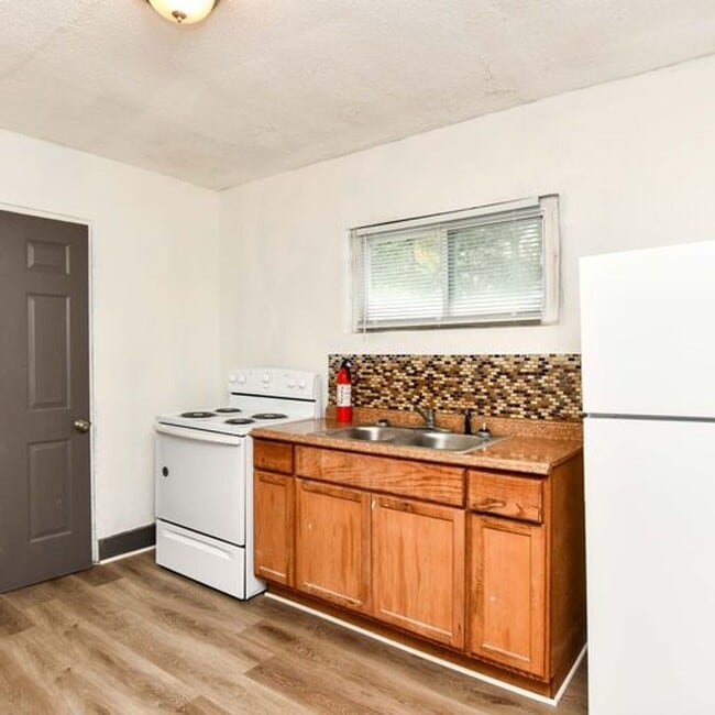 201 McGarity St Unit 201 B McGarity Street Off-Campus Housing ...