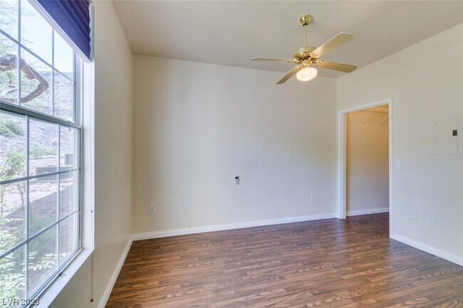 231 W Horizon Ridge Pkwy Condo For Rent in Henderson, NV | ForRent.com