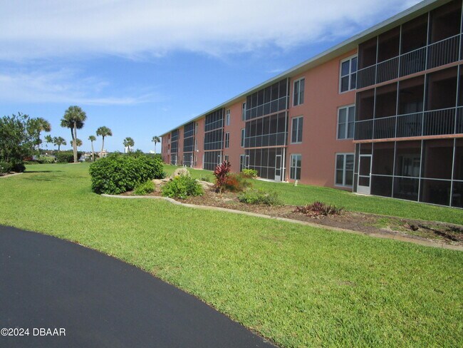 721 S Beach St Condo Unit 310A - Condo for Rent in Daytona Beach, FL ...