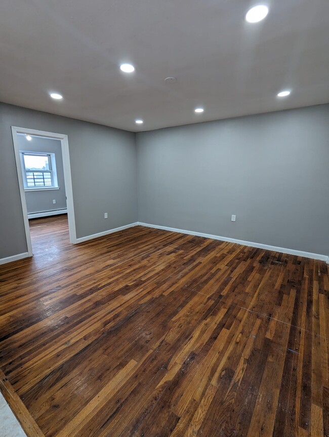 81 Grafton Ave Unit B16 - Newark, NJ | ForRent.com