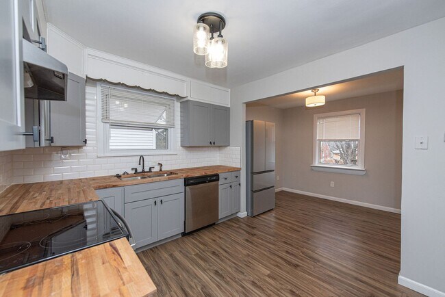 WESTWOOD- 3 BEDROOM 1 BATH RANCH W/ NEWER ... - House Rental in ...