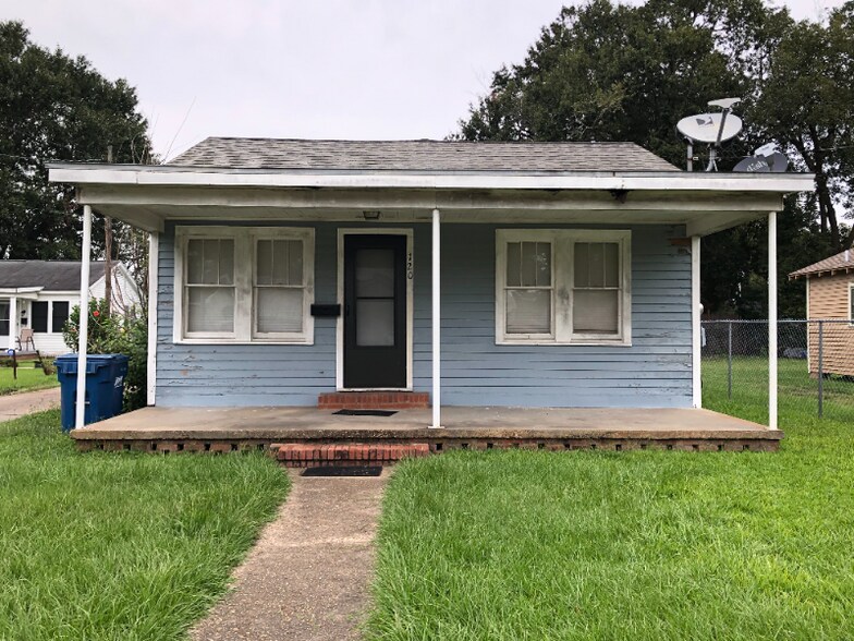 120 W Foch St - House for Rent in Lafayette, LA | ForRent.com