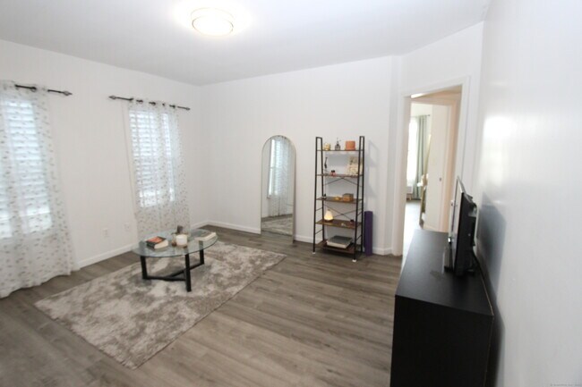 352 Howe Ave Apartment Unit B - Shelton, CT | ForRent.com