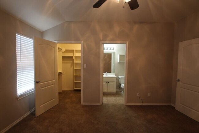 Available Now! 2 Bedroom Duplex for Rent i... Rental - House Rental in ...