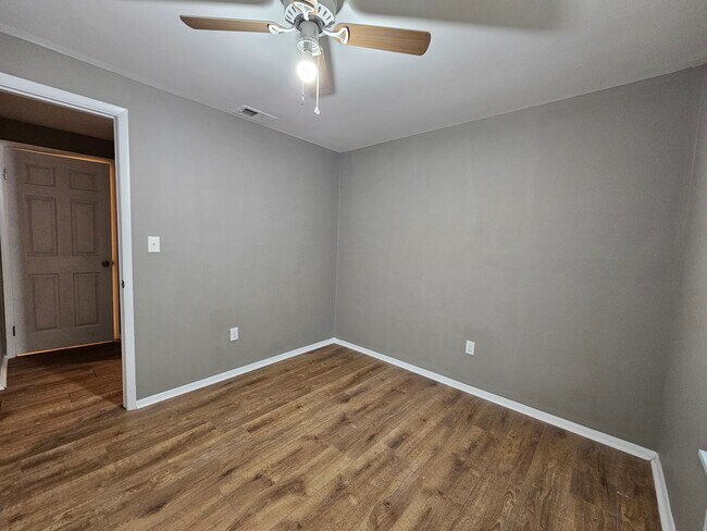 182 Forestview Cir House - House Rental in Columbia, SC | ForRent.com