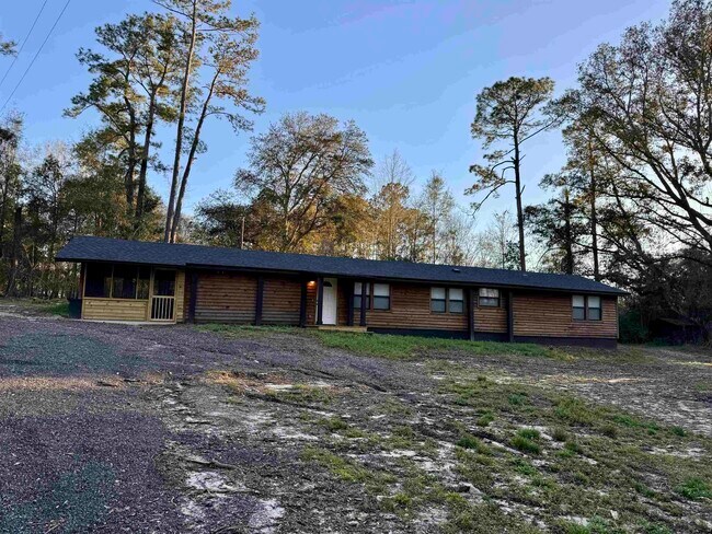 1800 Kemp Rd Rental - House Rental in Havana, FL | ForRent.com