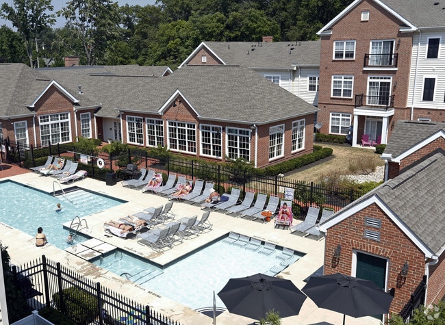 Chelsea Place Apartments & Townhomes For Rent in Toledo, OH | ForRent.com