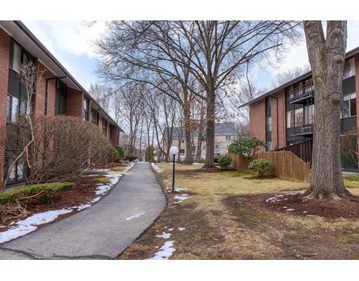 Merrimack College Off-Campus Housing & Apartments | ForRentUniversity