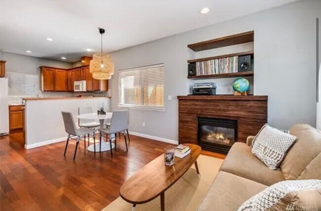4725 Cottage Pl SW - House for Rent in Seattle, WA | ForRent.com