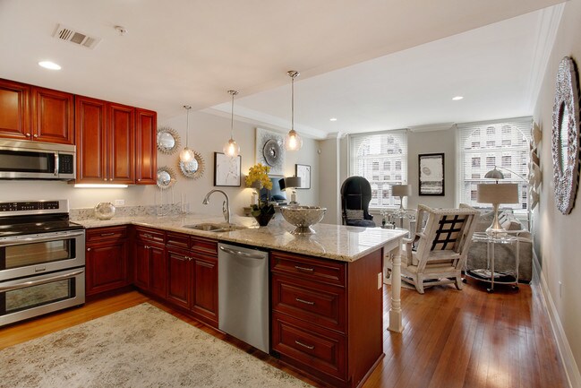 Tulane University | Off-Campus Housing Search