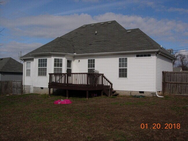 Mt Juliet 3 Bedroom 2 Bath Home with Fence... - House Rental in Mt ...