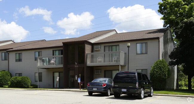 Corner Ridge Apartments - Grand Rapids, MI | ForRent.com