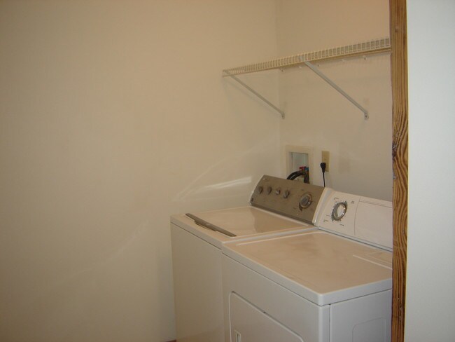 Mitchell Wagon Lofts - Racine, WI | ForRent.com