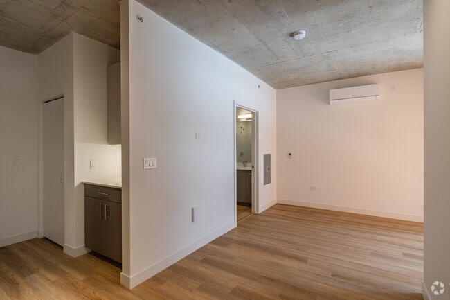 University of Illinois at Chicago | Off-Campus Housing Search