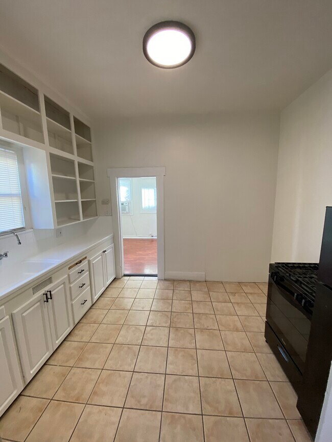 193 N Lemon St Townhome - Townhome Rental in Orange CA | ForRent.com