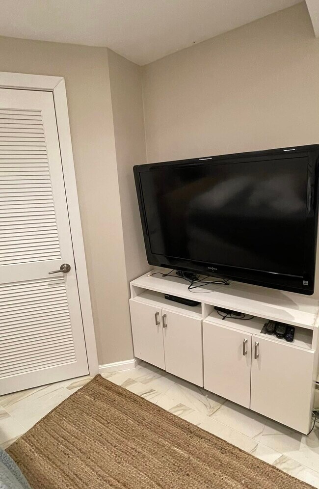 2036 37th St NW Unit NA - Washington, DC | ForRent.com