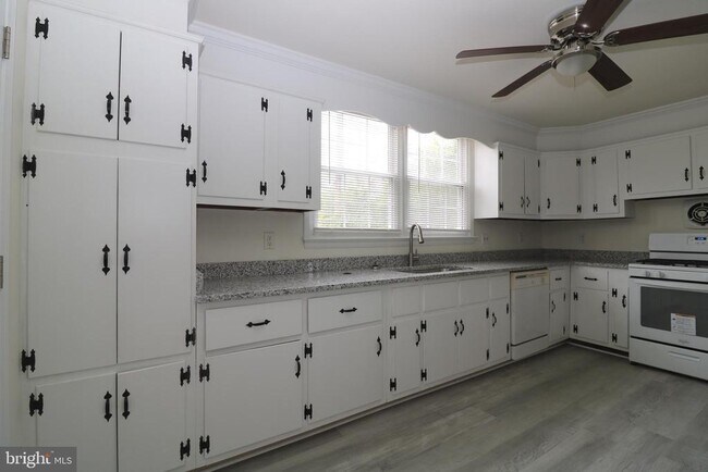 1536 S Governors Ave - House Rental in Dover, DE | ForRent.com