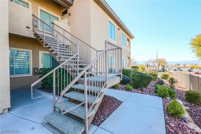 2305 W Horizon Ridge Pkwy Unit 213 - Condo for Rent in Henderson, NV ...