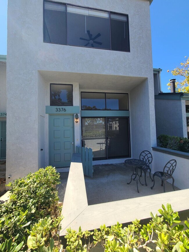 Spacious and remodeled 2 Bed 2.5 baths in ... - Townhome Rental in San ...