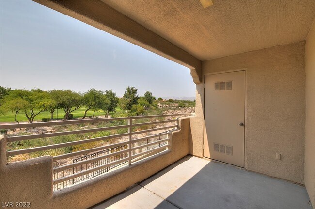 1900 Mountain Hills Ct Condo Unit 206 - Condo for Rent in Las Vegas, NV ...