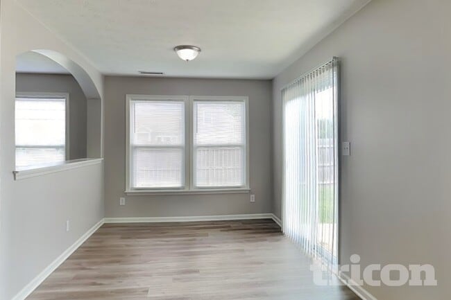 3338 Deerbrook Dr Off-Campus Housing, Columbus, IN