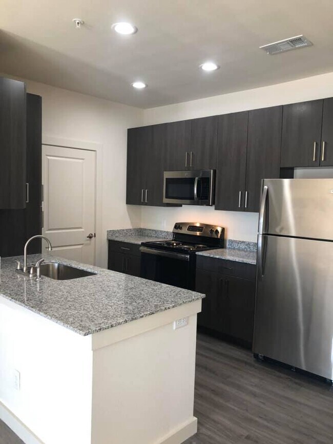 Devon Place Apartments For Rent in Edinburg, TX | ForRent.com