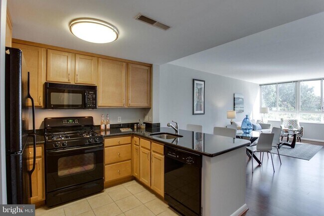 355 I St SW Condo For Rent in Washington, DC | ForRent.com