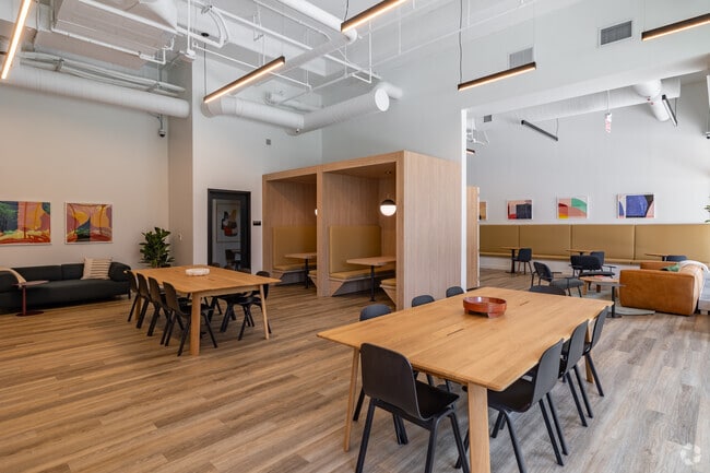 University of Illinois at Chicago | Off-Campus Housing Search