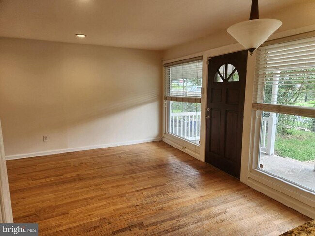 1905 Ray Leonard Rd House - House Rental in Greater Landover, MD ...