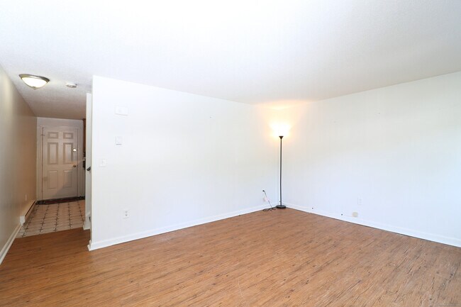 2 Branch Rd Unit APT 3G - Condo for Rent in Thomaston, CT | ForRent.com