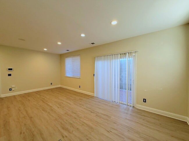 110 Montage Dr Off-Campus Housing, Merced, CA