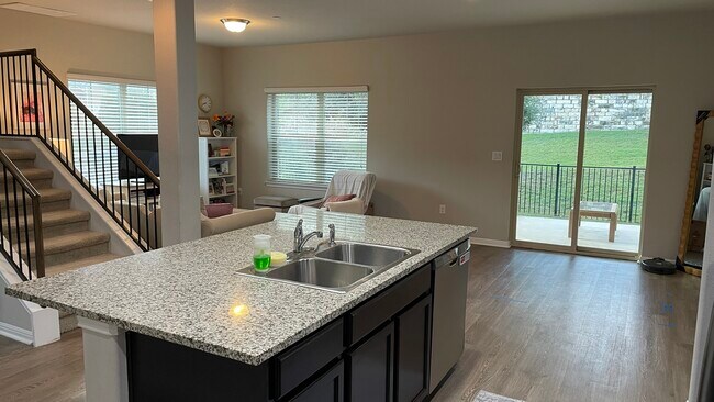 516 E Slaughter Ln Condo For Rent in Austin, TX | ForRent.com