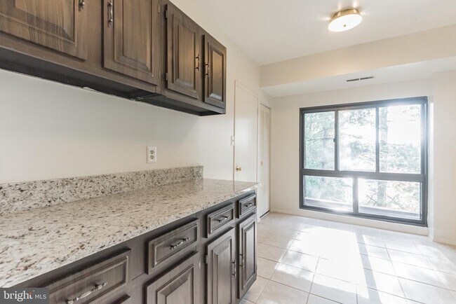 12700 Veirs Mill Rd Apartment Unit 66-302 - Rockville, MD | ForRent.com