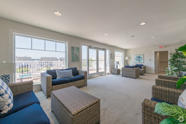 Kettle Point Apartments - East Providence, RI | ForRent.com