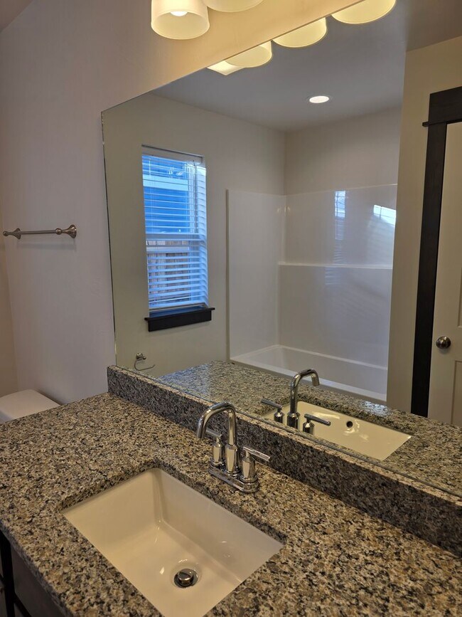 Brand New 3 Bed 2 Bath with double attache... - House Rental in ...