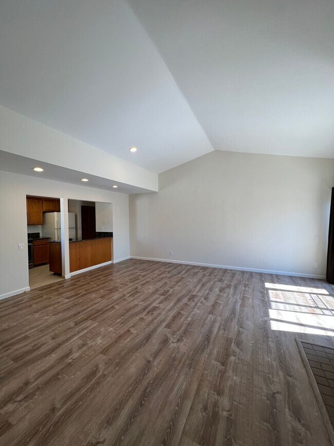1 Bedroom-1.5 Bathroom Single Story Condo;... - House Rental in La Mesa ...