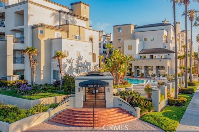 200 Pacific Coast Hwy Unit 137 - Condo for Rent in Huntington Beach, CA ...