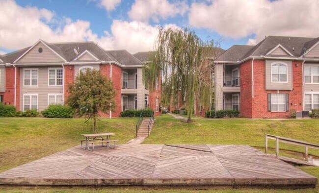 9801 W Fairmont Pkwy Condo Unit c2 - Condo for Rent in La Porte, TX ...