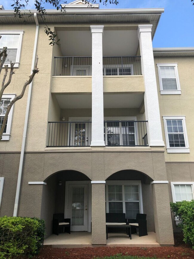 Move in NOW! Nice 2bd 2ba on 2nd floor wit... Unit 1123 - Condo for ...