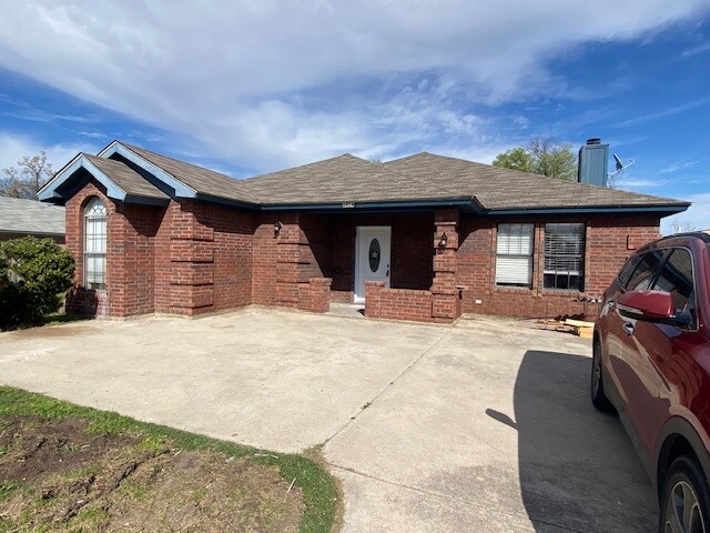 6824 Seth Barwise St Rental - House Rental in Fort Worth, TX | ForRent.com