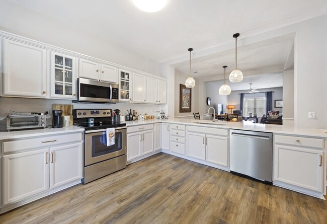 4 Jib Sail Ct Off-Campus Housing, Hilton Head Island, SC